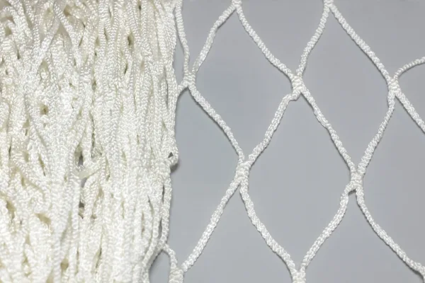 Polypropylene knotless netting, white – Home